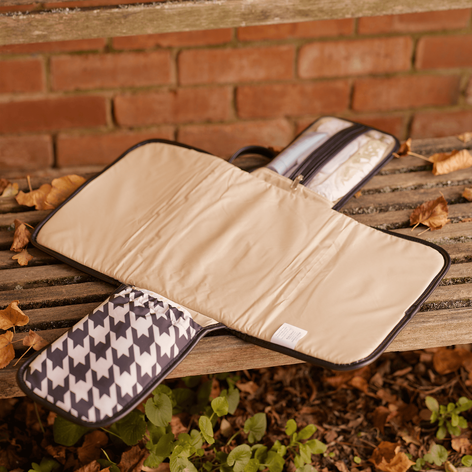 Baby Travel Changing Mat - Change Mat Clutch | OiOi