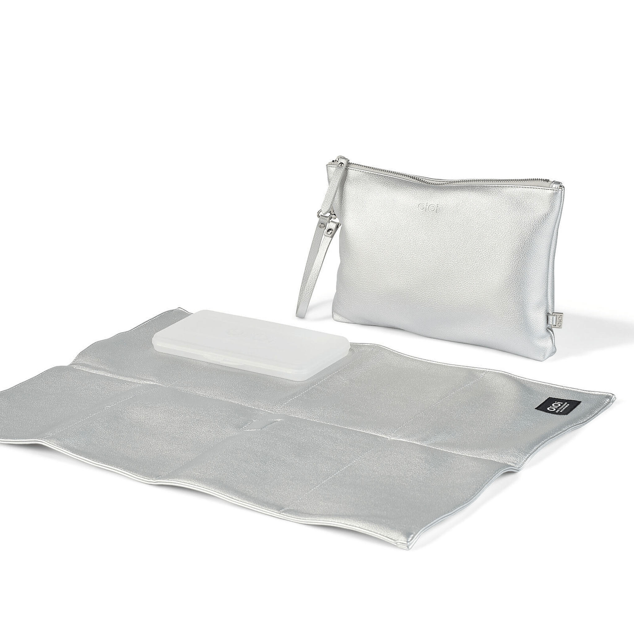 Changing Pouches — OiOi