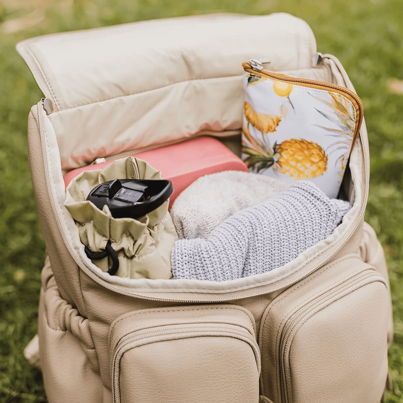 19 Beach Hacks for an Enjoyable Family Holiday with a Baby or Toddler — OiOi